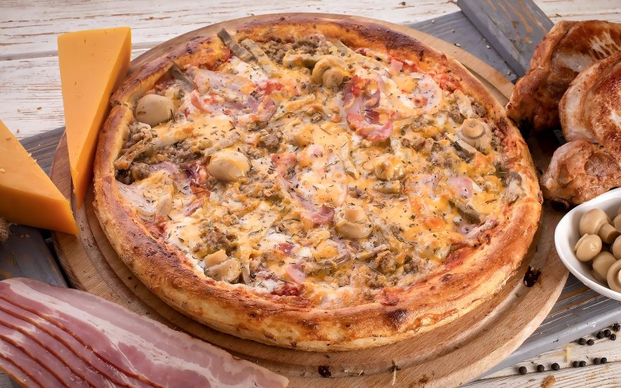 Доставка еды Николаев | QR Pizza | Дуже смачна та ситна їжа